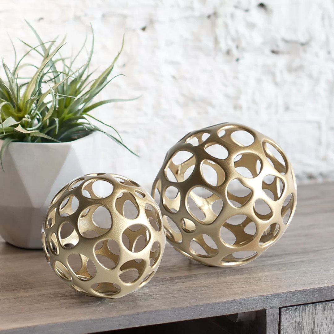 Golden Sphere – Perfect Pieces